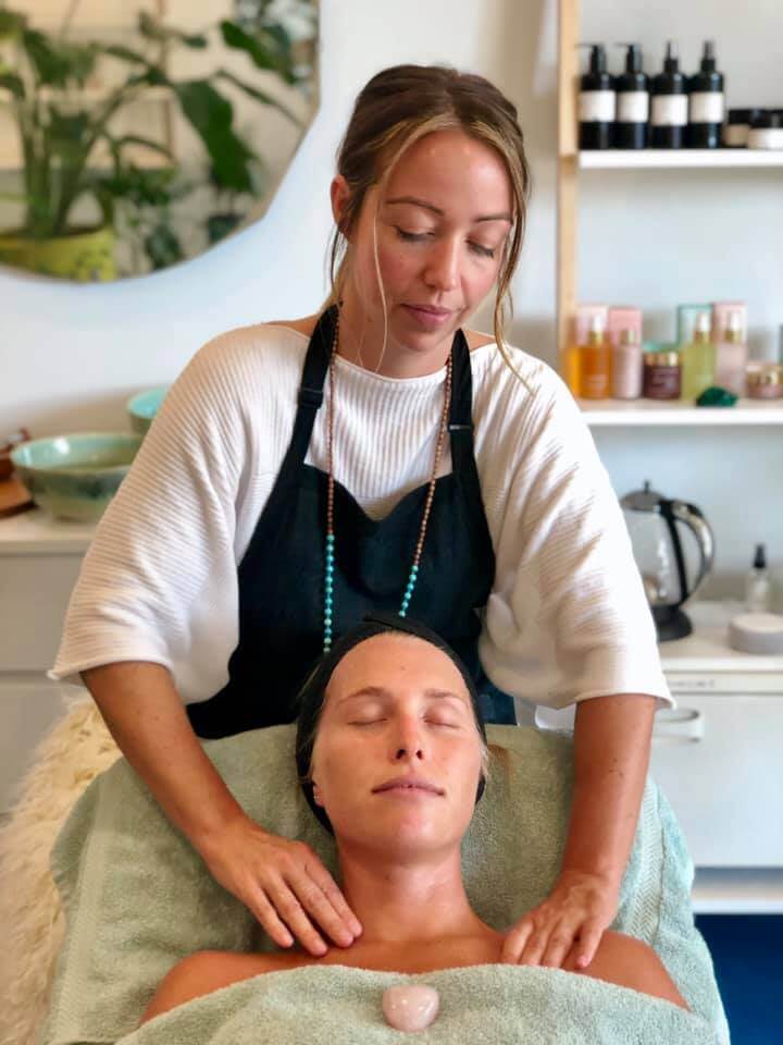 HUMAN TOUCH - Laurel Skin